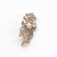 China Rose Gold Fashion Brooch Pin Rose Shape For Clothes 6cm Size Copper Material for sale