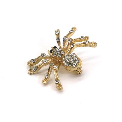 China Alloy Material Fashion Brooch Pin Gold Spider Shape For Clothes 2.5cm×3cm for sale