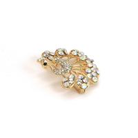 China Hollow Out Fashion Brooch Pin Gold Peacock Open Screen Shape OEM for sale