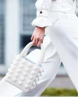 China ODM White Pearl Beaded Handbag Acrylic Flat Bead Material 10cm Height for sale