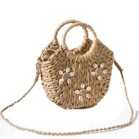 China Corn Skin Woven Crochet Hand Bag , Woven Beach Bag Shell Flower Decorative ODM for sale