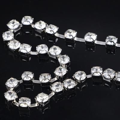 China Copper Pearl And Rhinestone Necklace Inlaid 5.89MM Round Diamond OEM for sale