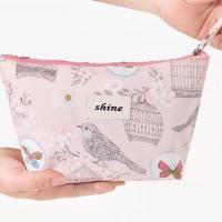 China Pink Printed Zipper Cosmetic Bag Animal Pattern Soft Canvas Fabric Material OEM ODM for sale
