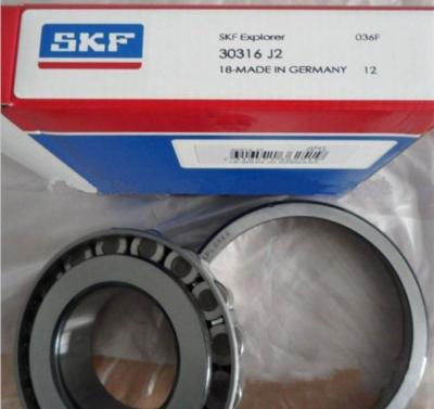 China Stainless Steel Single Row Tapered Roller Bearings For Metal / Plastic Machines for sale