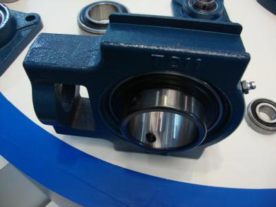 China Durable UCT Seires Pillow Block Bearings Cast Iron For Unloading And Lifting Machines for sale