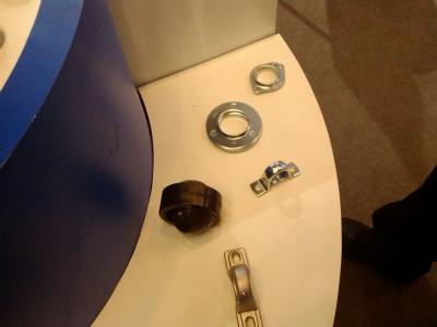 China Cast Iron Pillow Block Bearings Low Friction With Steel Housings UCFCS210 / UCFCF210-32 for sale