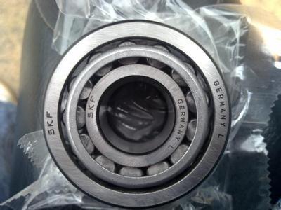 China Building Machines Single Row Tapered Roller Bearings Bearing Steel With P5 / P4 / P2 for sale