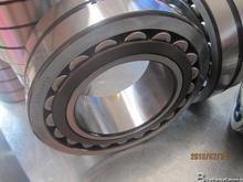 China Double Row Spherical Roller Bearing 22260 With Axial Load in Double Direction for sale