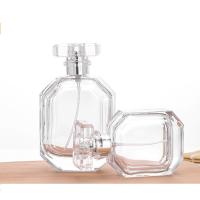 China Clear Square Glass Perfume Spray Bottle Custpmized 30ml for sale