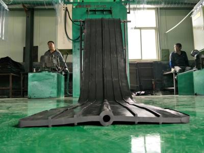 China Nature Rubber Water Stopper Waterproof For Bridge Concrete Joints for sale