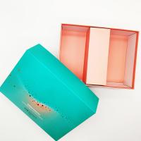 China Airtight CMYK Cosmetic Packaging Shipping Boxes Custom Logo Gift Mailers Box for sale