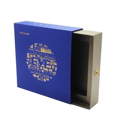 China Eco Recycled Drawer Sliding Cardboard Gift Box with Paper Bag for Clothing Packaging 2mm for sale