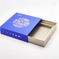 China Eco Recycled Drawer Sliding Cardboard Gift Box with Paper Bag for Clothing Packaging 2mm for sale