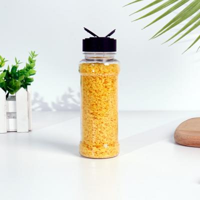 China Custom 100ml Clear PET Plastic Spice Jar with Shaker Lid for Salt Pepper Herbs BBQ for sale