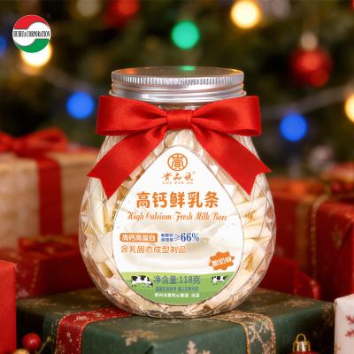 China 670ml Clear PET Plastic Jar with Screw Lid for Candy Cookie Food Grade Empty Bottle for sale