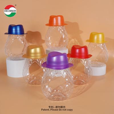China 670ml PET Hat-Shaped Bottle with Teardrop Body and Transparent Screw Cap for sale