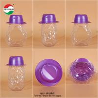 China 670ml PET Hat-Shaped Bottle with Teardrop Body and Transparent Screw Cap for sale