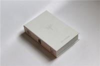 China Custom Waterproof Recycled Paper Gift Boxes - Food Grade Material with Flexible Sizing for Tea & Chocolate Packaging for sale