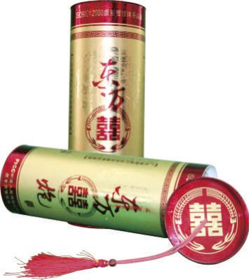 China Embossing Print Paper Wine Tube Packaging Tin Lid Cardboard Cans for sale