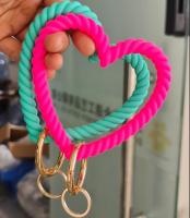 China GUGEER Heart Key Chain, Silicon Wristlet Keychain Bangle Keyring Bracelet Holder for Women Girl for sale