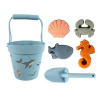 China 100% Food Grade Silicone Beach Bucket Set 6 Pcs Kids Sand Molds Toys BPA Free for sale