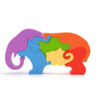 China Elephant Shape BPA Free Silicone Teether Stacking Blocks for Babies 192x105mm for sale