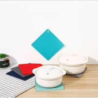 China Food Grade Silicone Potholder Heat Resistant Mat 340x340x4mm Non-slip Honeycomb Bowl Pad for sale