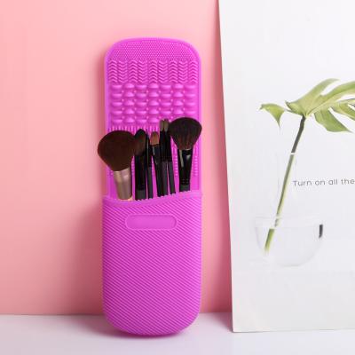 China Reusable Silicone Folding Makeup Brush Cleaner 240x80mm Cosmetic Organizer for sale