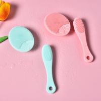 China Silicone Facial Brush 65mm Gentle Exfoliating Face Wash Scrubber for All Skin Types for sale