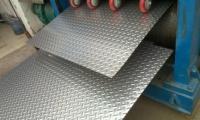 China Hot Rolled Checkered Plate Stainless Steel BA 300 Series Stainless Steel Durbar Plate for sale