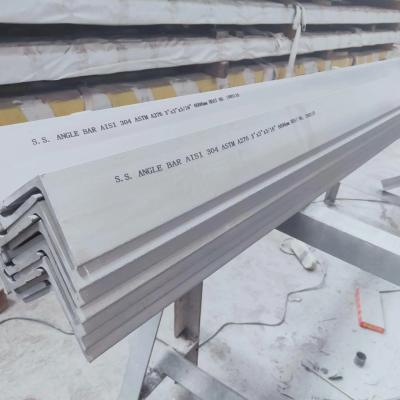 China EN1.4125 ASTM 11cr17 Hot Rolled Stainless Steel Angle 304l 316l  1 - 10mm for sale