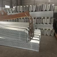 China Crash Barrier Galvanized Traffic Protection Strong Steel High Speed Way Guardrail for sale