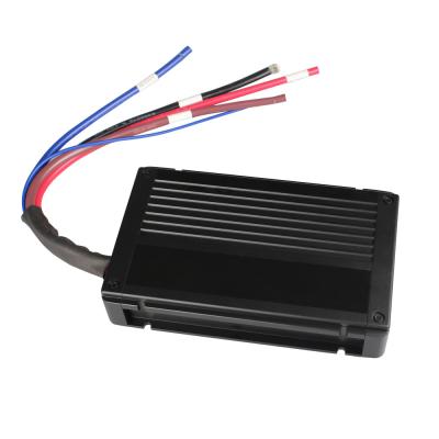 China Multi Purpose DC Battery Charger DC12V 20A Input / Solar Input 16V-25V Charger for sale