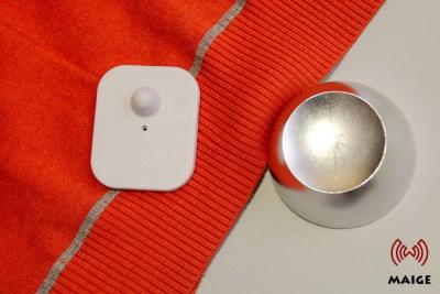 China Fashion Shop Plastic Security Tag , Deactivate Eas Tags With Anti Theft Pin for sale