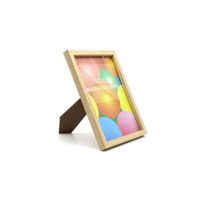 China Custom Decorative Wooden Picture Frames , Rectangular 10x8 Photo Frame for sale