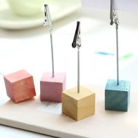 China Small Desk Wooden Photo Clip Holder Base Seat Tag Clip 3 X 3 X 15 Cm for sale