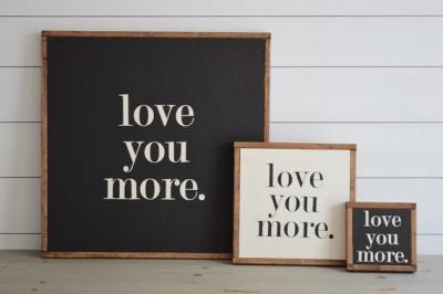 China Exquisite Wooden Plank Plaque , Square Wooden Signs With Love Sayings for sale