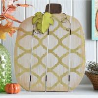 China Pumpkin Shape Thanksgiving Wooden Plank Plaque , MDF Wood Plank Wall Art for sale