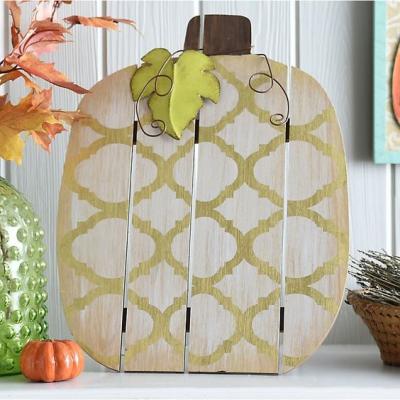 China Pumpkin Shape Thanksgiving Wooden Plank Plaque , MDF Wood Plank Wall Art for sale