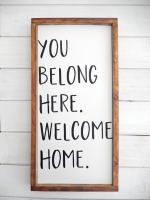 China Family Pattern Wooden Wall Plaques With Sayings Square Shape Long Life Span for sale