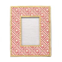 China Personalized Square Picture Frames , Economic Wood 15 X 10 Photo Frame for sale