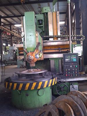 China Screw Propeller Manual Vertical Lathe / Single Column Vertical Turning Lathe for sale