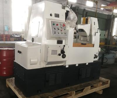 China Mechnical Type Manual Gear Hobbing Machine With X Axis And Z Axis Spindle for sale