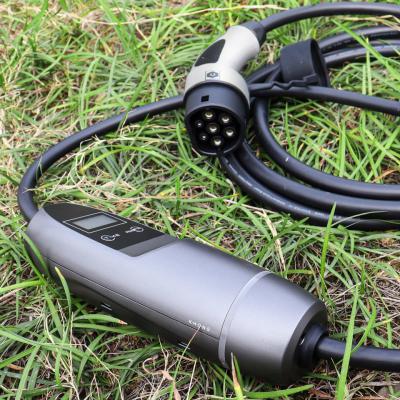 China ABS PC Material Portable EV Charger 110V-240V Output 6A-16A for sale