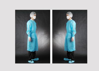 China Customized Size Disposable Surgical Gown SMS Dustproof No Stimulus To Skin for sale