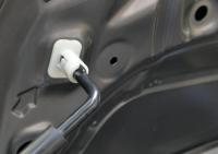 China High-Strength Engineering Plastic Hood Support Rod Clip for BYD Qin PLUS - OEM Replacement Prevents Vibration and Noise for sale