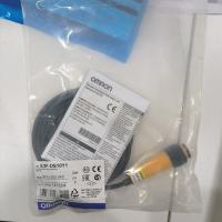 China E3F-DS30Y1 Omron 90-250VAC 2M Cylindrical M18 Diffuse Photoelectric Sensor IP67 for sale