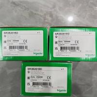 China SR3B261BD Schneider Electric  Zelio Logic Relay 12 I/O LCD display built-in timer functions for sale