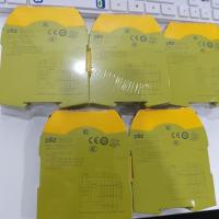 China 750107 Pilz PNOZ s7 Safety Relay 24VDC 4NO 1NC Contacts for sale