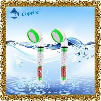 China Skin Care Hand Held Shower Head Water Filter with 99% Chlorine Removal, 12,000 Gallon Capacity for Normal Water Pressure for sale